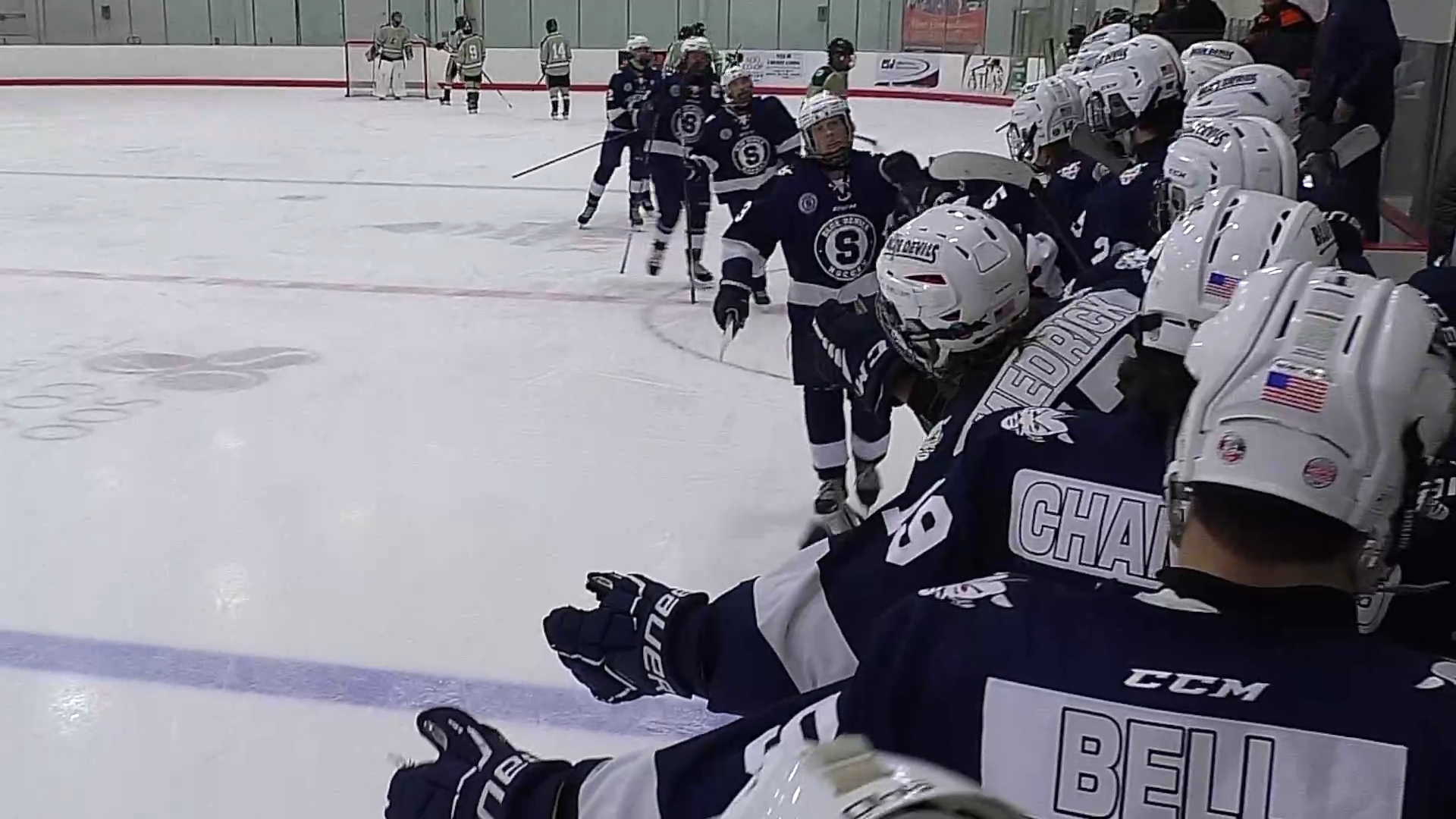 Div. 3 Sault Ste Marie hockey comes out on top against Div. 1 Okemos ...