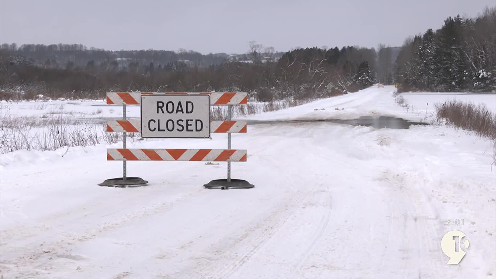 Ice jam on the Manistee River closes portion of road in Wexford Co ...