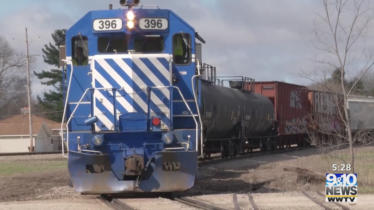Sights and Sounds: Great Lakes Central Railroad – 9&10 News