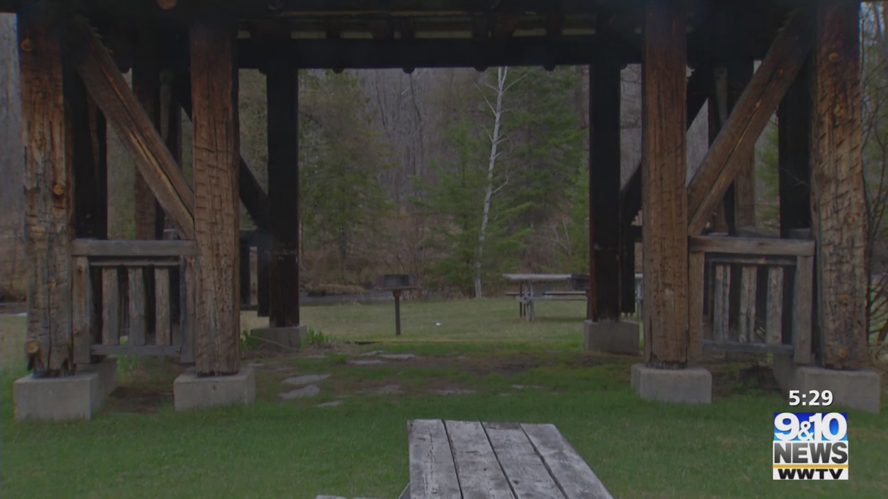 Sights and Sounds: Beagles Monument Park – 9&10 News