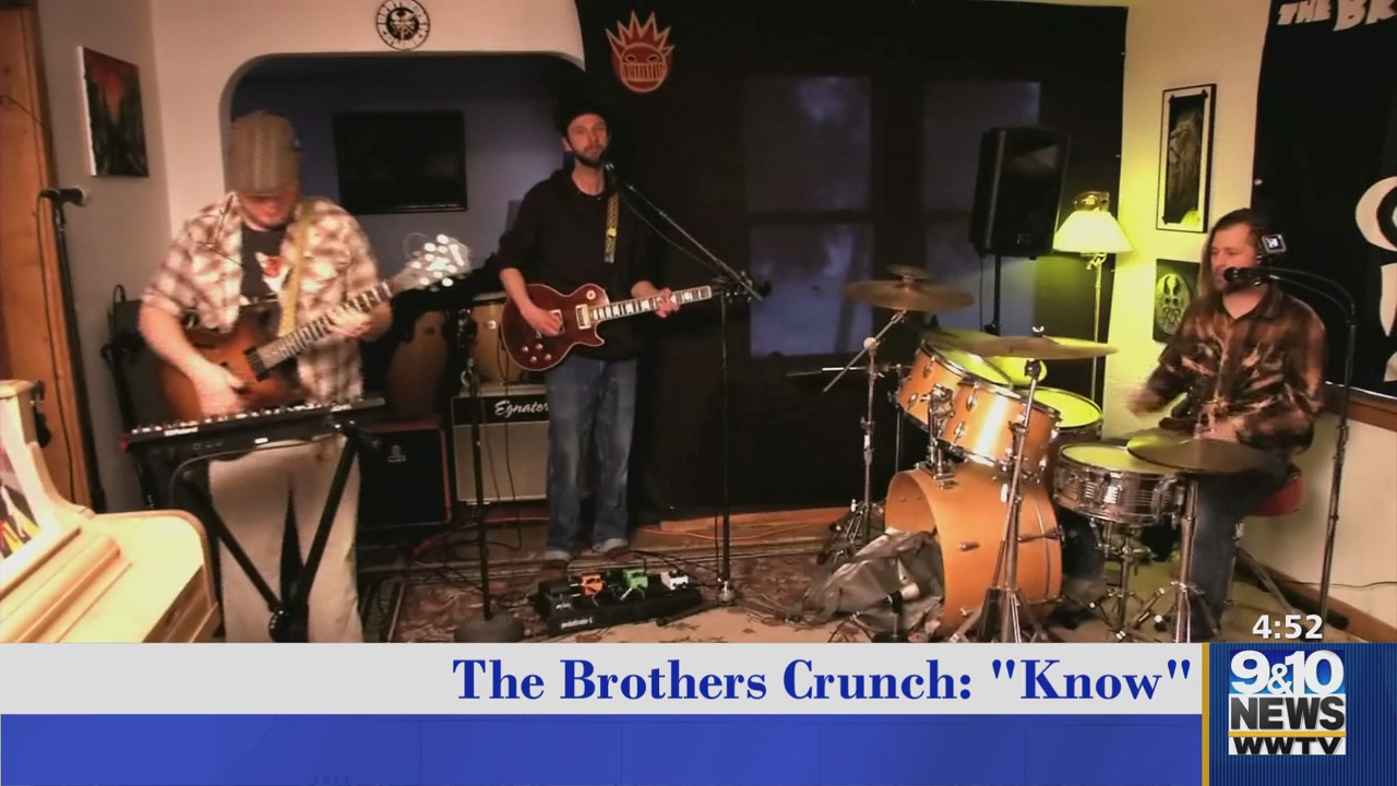 Four Sessions: The Brothers Crunch Performs “Know” – 9&10 News