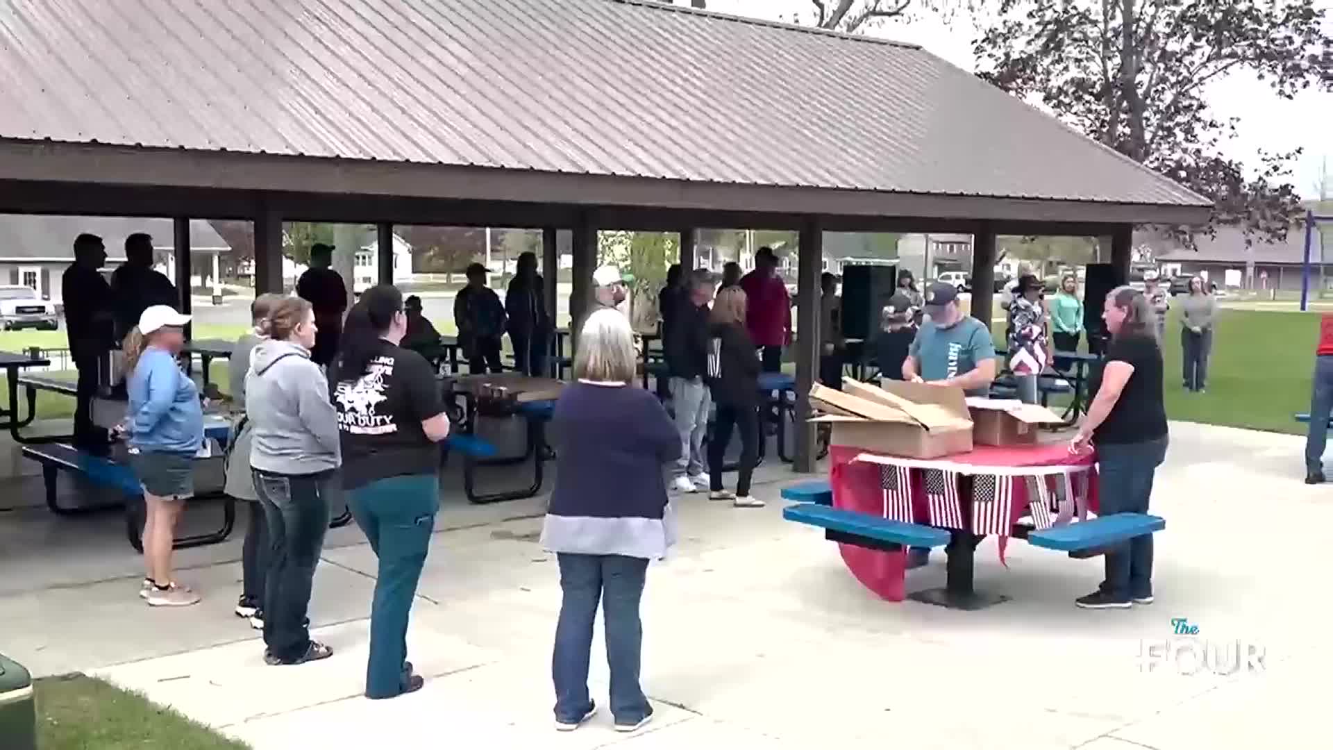 Farwell celebrates Hometown Heroes – 9&10 News