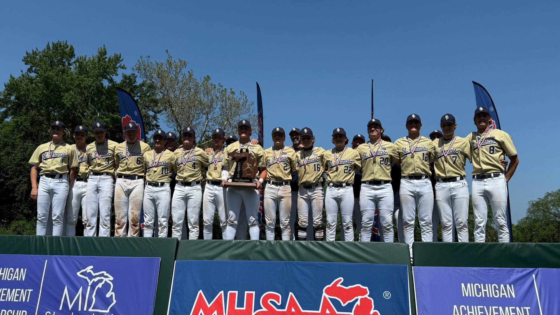Traverse City St. Francis baseball wins state championship – 910News.com