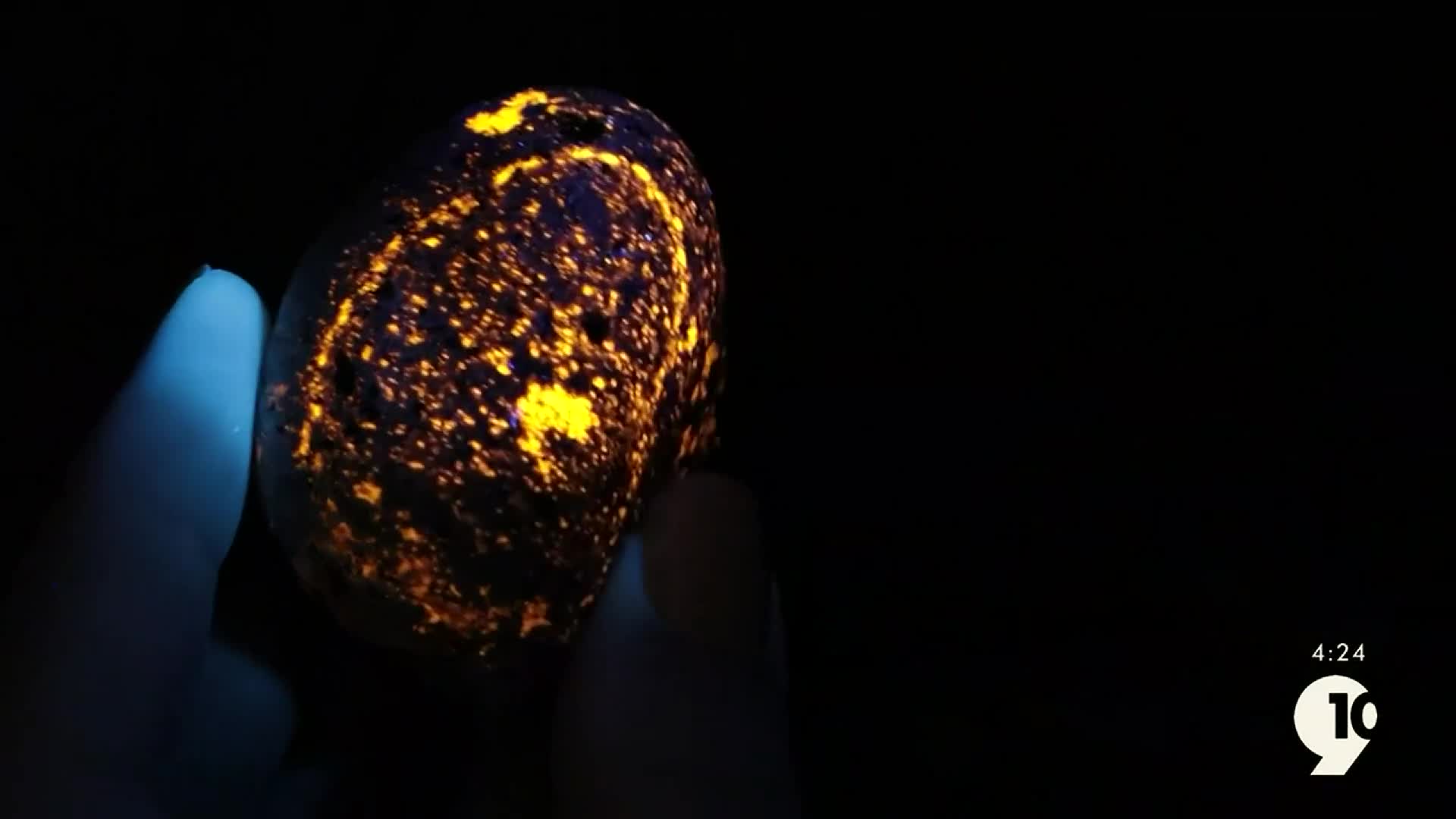 Alexis Dahl: Learning more about ‘Yooper stones’ – 9&10 News