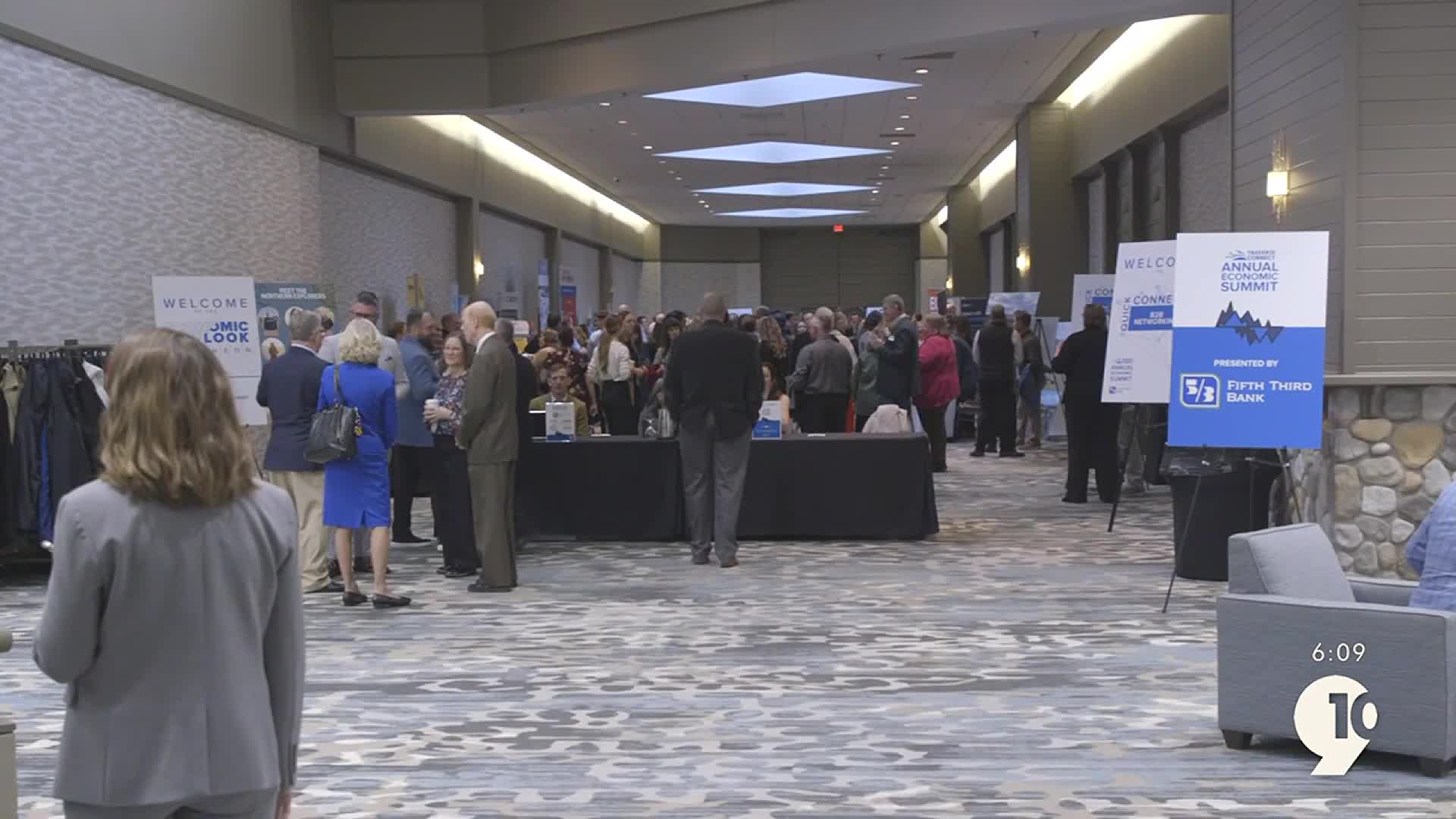 Hundreds gather to hear Michigan’s economic outlook at Traverse Connect ...